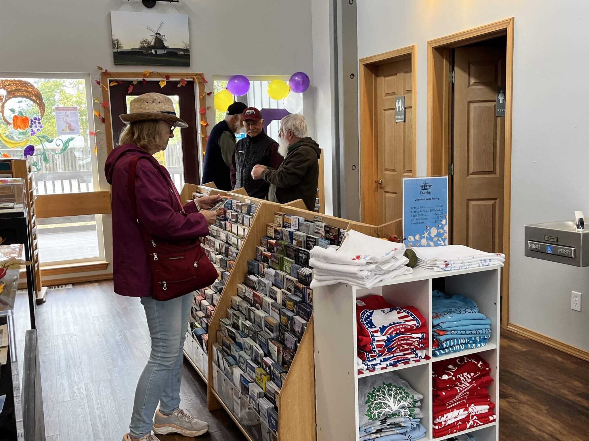 Visitor Information Center - Oak Harbor Chamber of Commerce